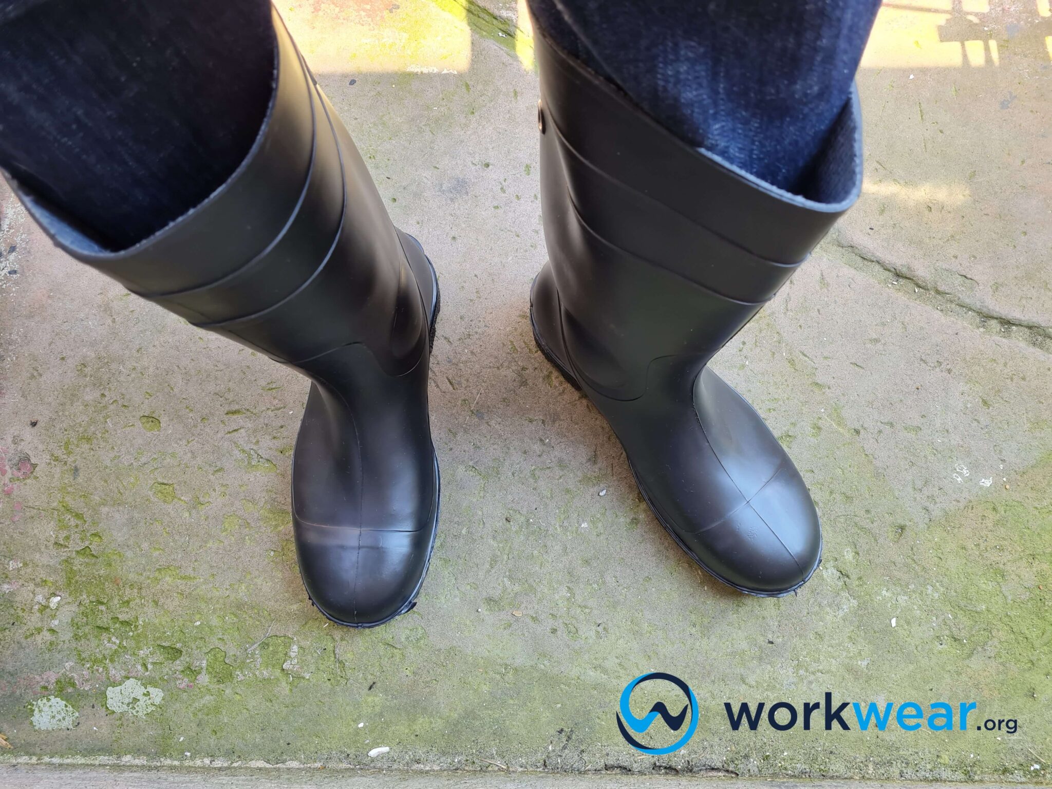 PVC vs. Neoprene vs Rubber - Which one is superior in work boots ...
